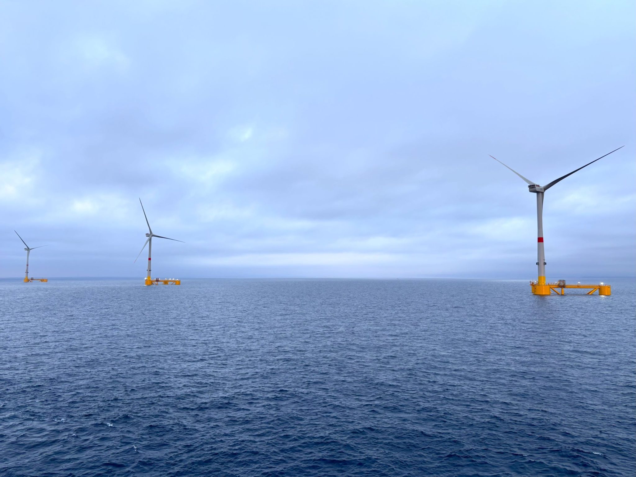 Ocean Winds completes offshore turbine installation of first floating ...